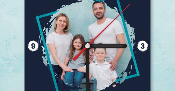 Ceas de perete patrat personalizat cu poza ta